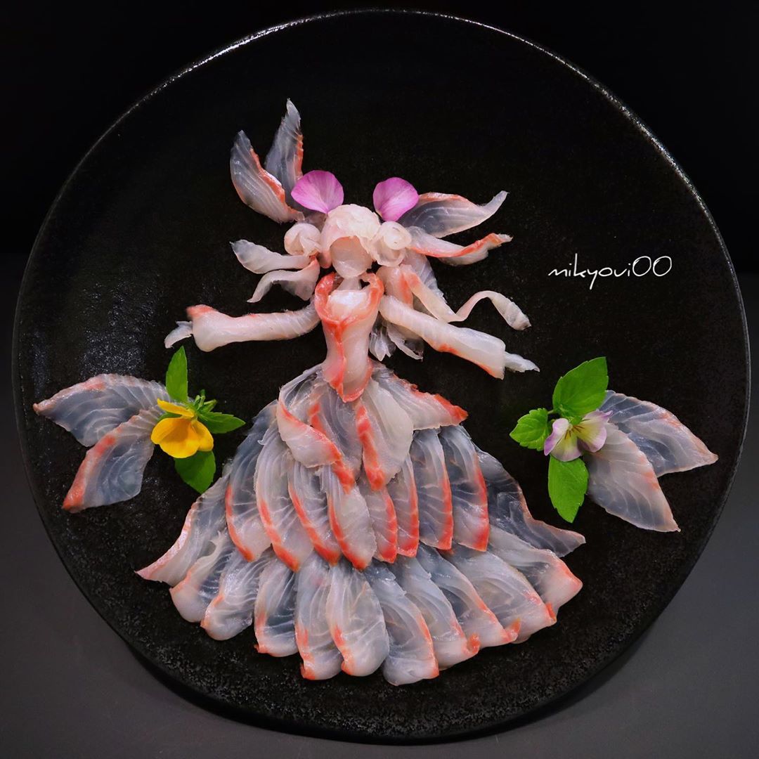 Artist Uses Raw Fish to Make Incredible Works of Art - Wallpaper Data