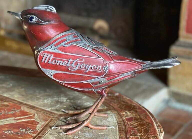 Edouard Martinet Uses Discarded Metal to Craft Sculptures of Insects ...