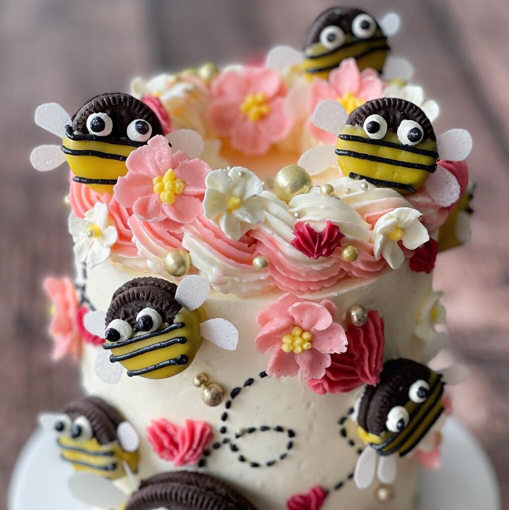 Oh Cakes Winnie Went From Fashion Designer to Cake Artist - Wallpaper Data