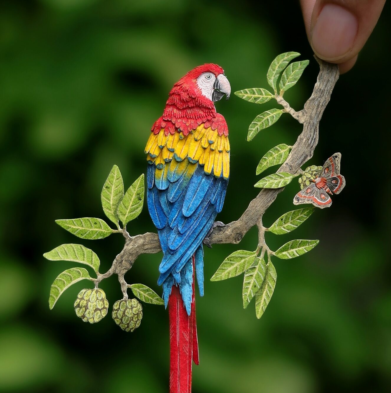 Miniature Paper Artworks Showcase Beauty and Diversity of Parrots ...